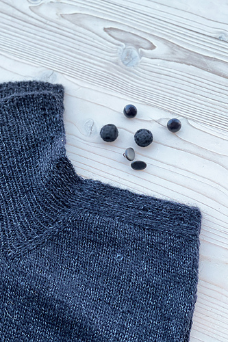 Ravelry: KBG 28 ARCHITECT sweater pattern by einrúm