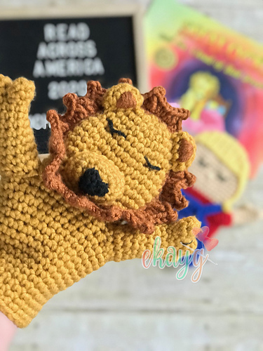 Ravelry: Lion Hand Puppet pattern by Erin Greene