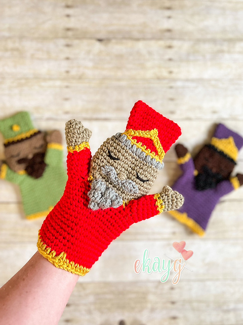 Ravelry: Three Kings Hand Puppet pattern by Erin Greene