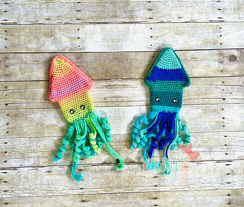 Ravelry: Squid Hand Puppet pattern by Erin Greene