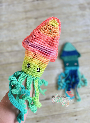 Ravelry: Squid Hand Puppet pattern by Erin Greene