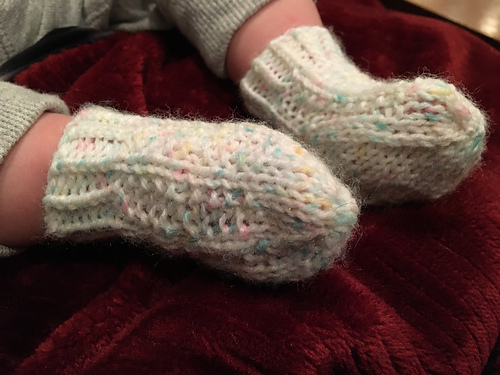 Ravelry: Warmest Hugs socks pattern by Myla Vayner