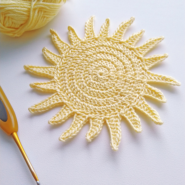 Ravelry: sun coaster pattern by Elena Maksimova