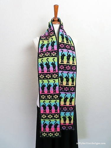 Ravelry: Sassy Cats Scarf pattern by Lisa Hannan Fox