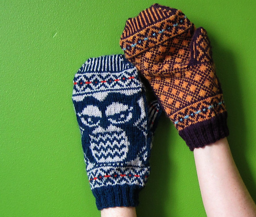 Ravelry: owlie owl mittens pattern by Betsy Farquhar