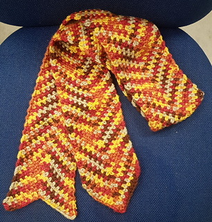 Ravelry: Linen stitch scarf - V or not pattern by Elise J. Mann