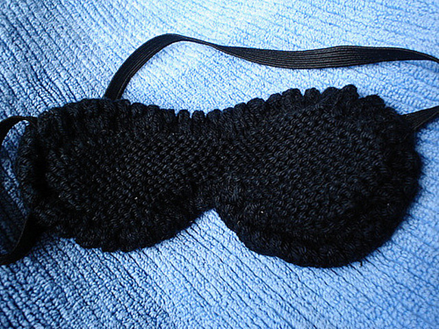 Ravelry: Blindfold pattern by Rachael Matthews