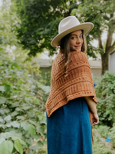 Ravelry: Copper Leaf pattern by Elizabeth Tubman