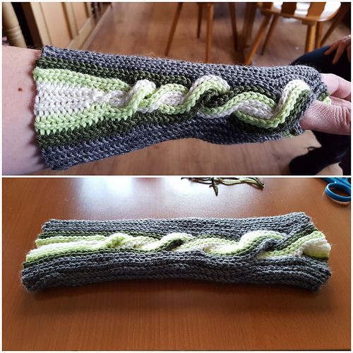 Ravelry: Comet pattern by Tanja Osswald