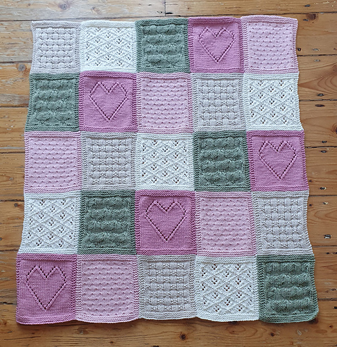 Ravelry: Pretty Patchwork Baby Blanket pattern by Ellie Woods