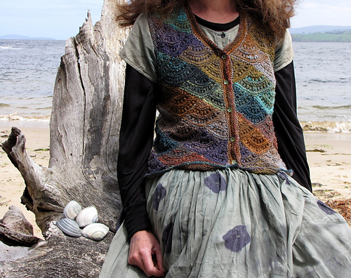Ravelry: Beached Cockleshells pattern by Amy Jansen