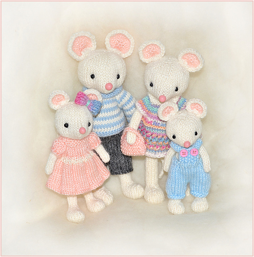 Ravelry: White mouse Peter pattern by Irina Davydova Listarova