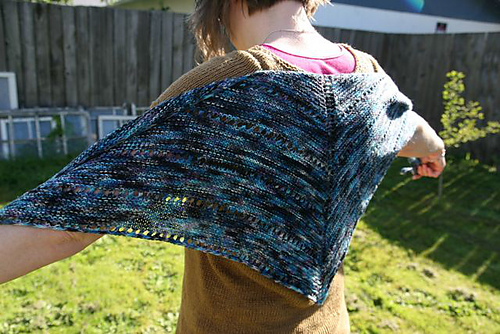 Ravelry: Alma Lou pattern by Shannon Squire
