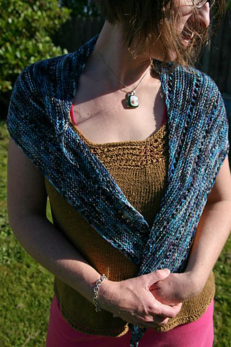 Ravelry: Alma Lou pattern by Shannon Squire