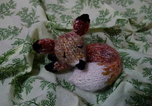 Ravelry: Cozy Little Fox pattern by Sydney Leck