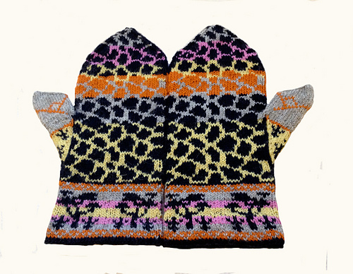 Ravelry: Giraffes at Sunset Mittens pattern by Erica Mount
