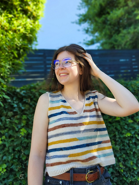 Ravelry: Slanty Stripes pattern by Emily Curtis