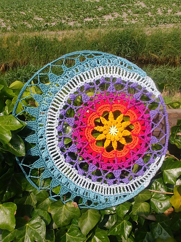 Ravelry: Sun and Moon Mandala pattern by Sany (Sanita Brensone)