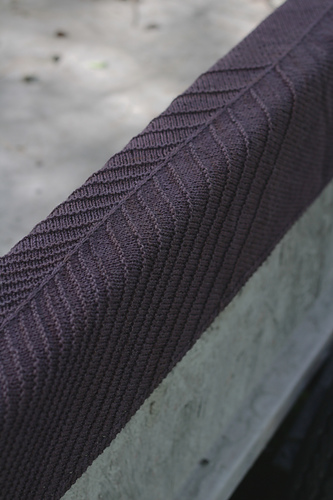 Ravelry: Desaturate pattern by Catherine Côté