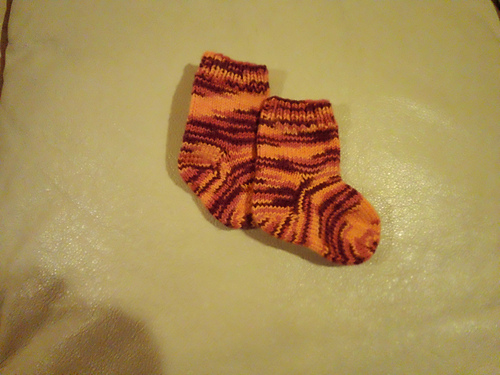 Ravelry: baby socks pattern by Esther Bultitude