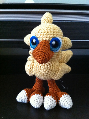 Ravelry: Baby Chocobo pattern by Evelyn Pham