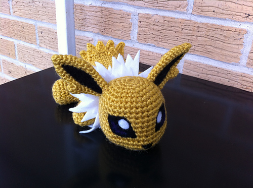 Ravelry: Baby Jolteon pattern by Evelyn Pham