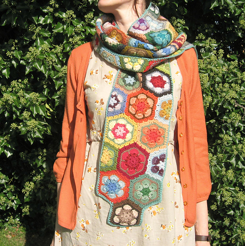 Ravelry: grannies paperweight scarf pattern by ericka eckles