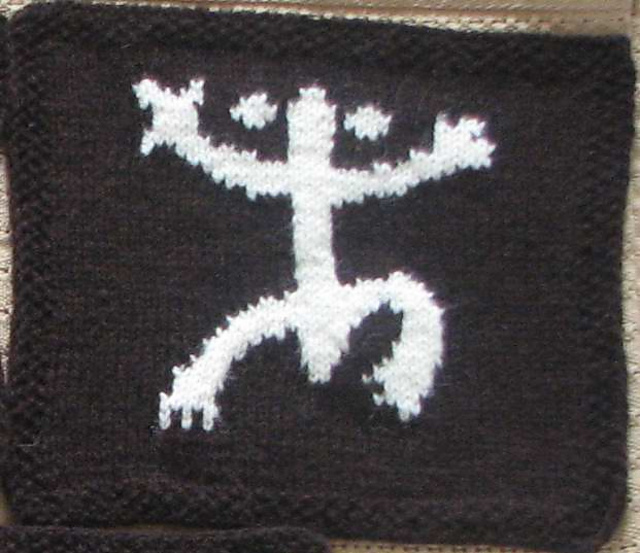 Ravelry: Magickal Throw: Coqui Taino Frog Petroglyph pattern by Erssie