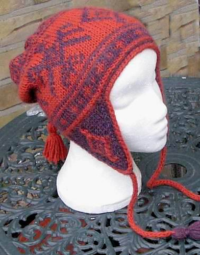 Ravelry: Tasselled Chullo pattern by Erssie