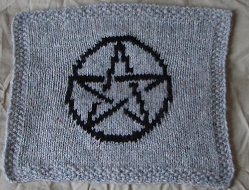 Ravelry: Small Solid Pentagram Chart or Blanket Square pattern by Erssie