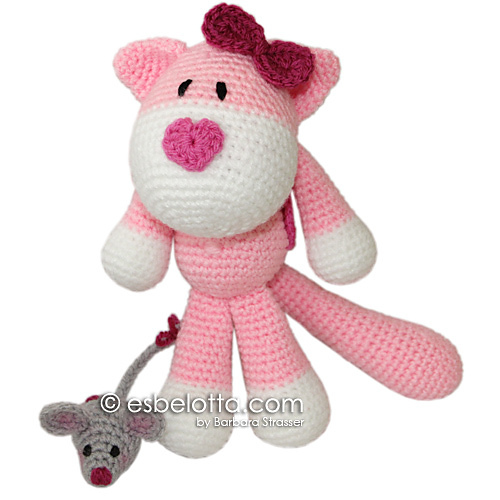 Ravelry: Susi, the Kitty pattern by Barbara Strasser