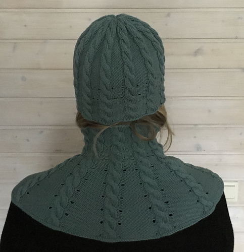 Ravelry: Lue og hals pattern by Anne-Lise Rørdal