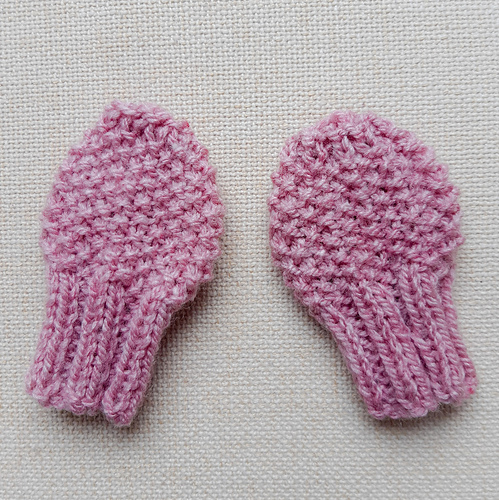 Ravelry: Pink Mist Mittens pattern by Esther Kate