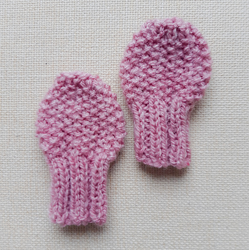 Ravelry: Pink Mist Mittens pattern by Esther Kate