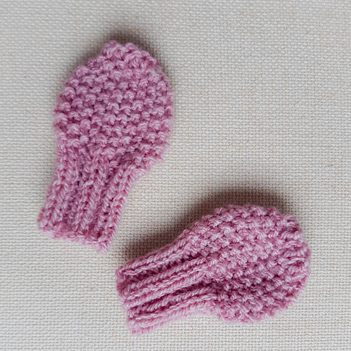 Ravelry: Pink Mist Mittens pattern by Esther Kate