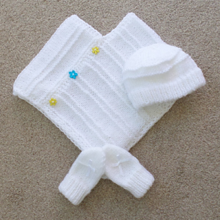 Ravelry: Garter Ridge Baby Beanie pattern by Esther Kate