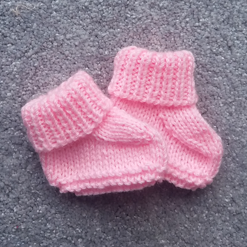 Ravelry: Pink Set pattern by Esther Kate