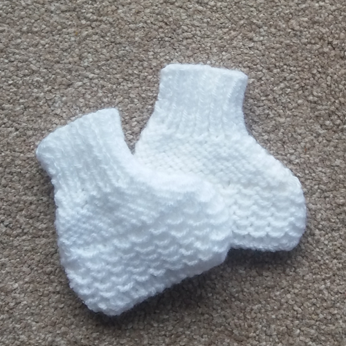 Ravelry: White Set pattern by Esther Kate