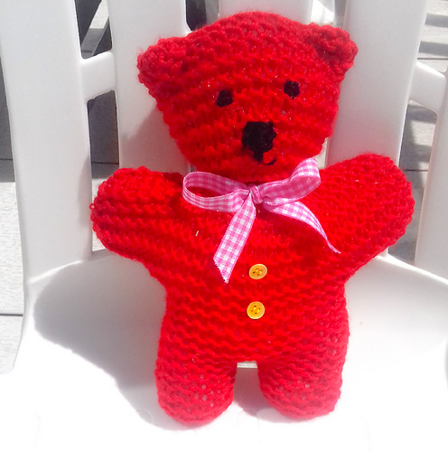Ravelry: Little Red Teddy Bear pattern by Esther Kate