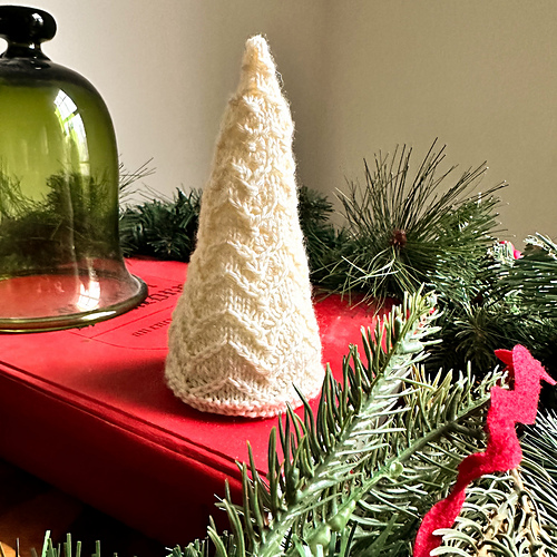 Ravelry: Candy Cones pattern by Amy van de Laar