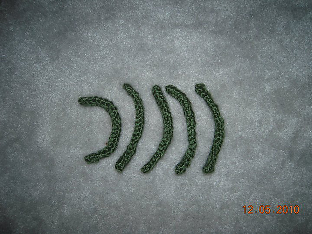 Ravelry: Crochet Green Beans pattern by Sara Keast
