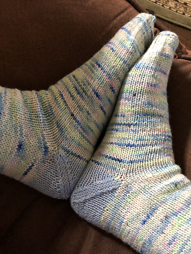 Ravelry: 9" Circular Sock Knitting Workshop pattern by Elizabeth Strube