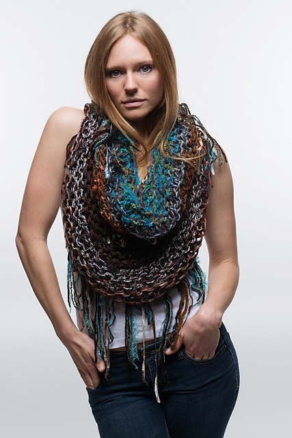 Ravelry: Fringed Shoulder Cozy pattern by Feza Yarns