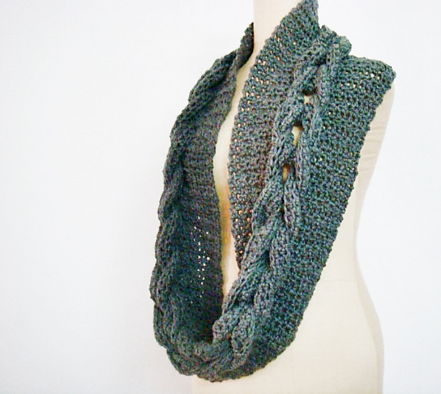 Ravelry: Crochet Cabled Infinity Loop Scarf Cowl pattern by faima othman