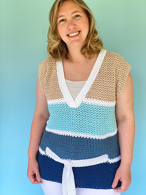 Ravelry: Colorblock Top pattern by Amanda Saladin