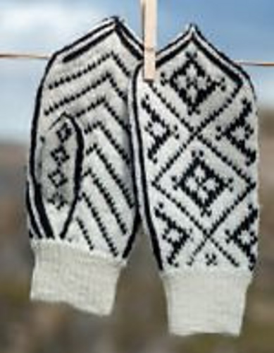 Ravelry: 219 Mittens pattern by Dale Design
