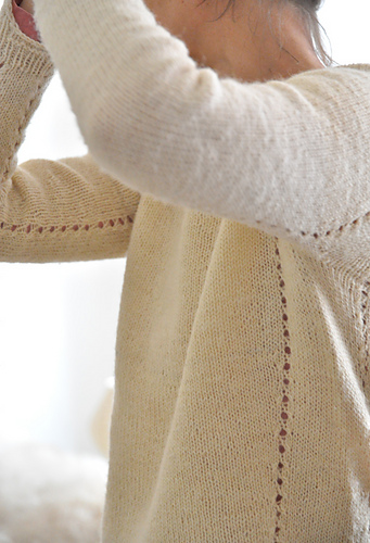 Ravelry: Holly pattern by ANKESTRiCK