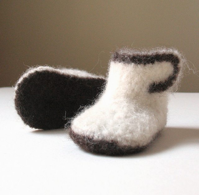 Ravelry: Heirloom Felted Newborn Baby Booties pattern by Sarah Lora