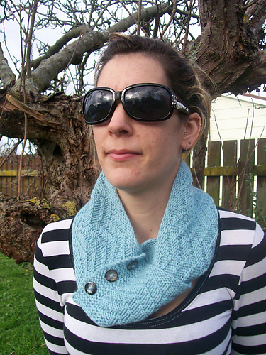 Ravelry: AMH - A Mother's Heart pattern by Kate Eades