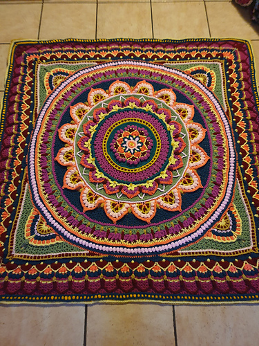Ravelry: Shapla Bil Throw pattern by Sadika Sobhan
